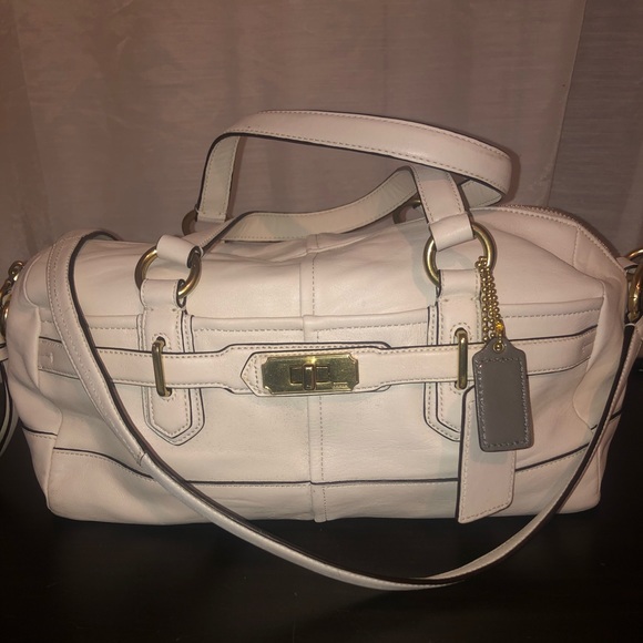 Coach | Bags | Coach Chelsea Reese | Poshmark